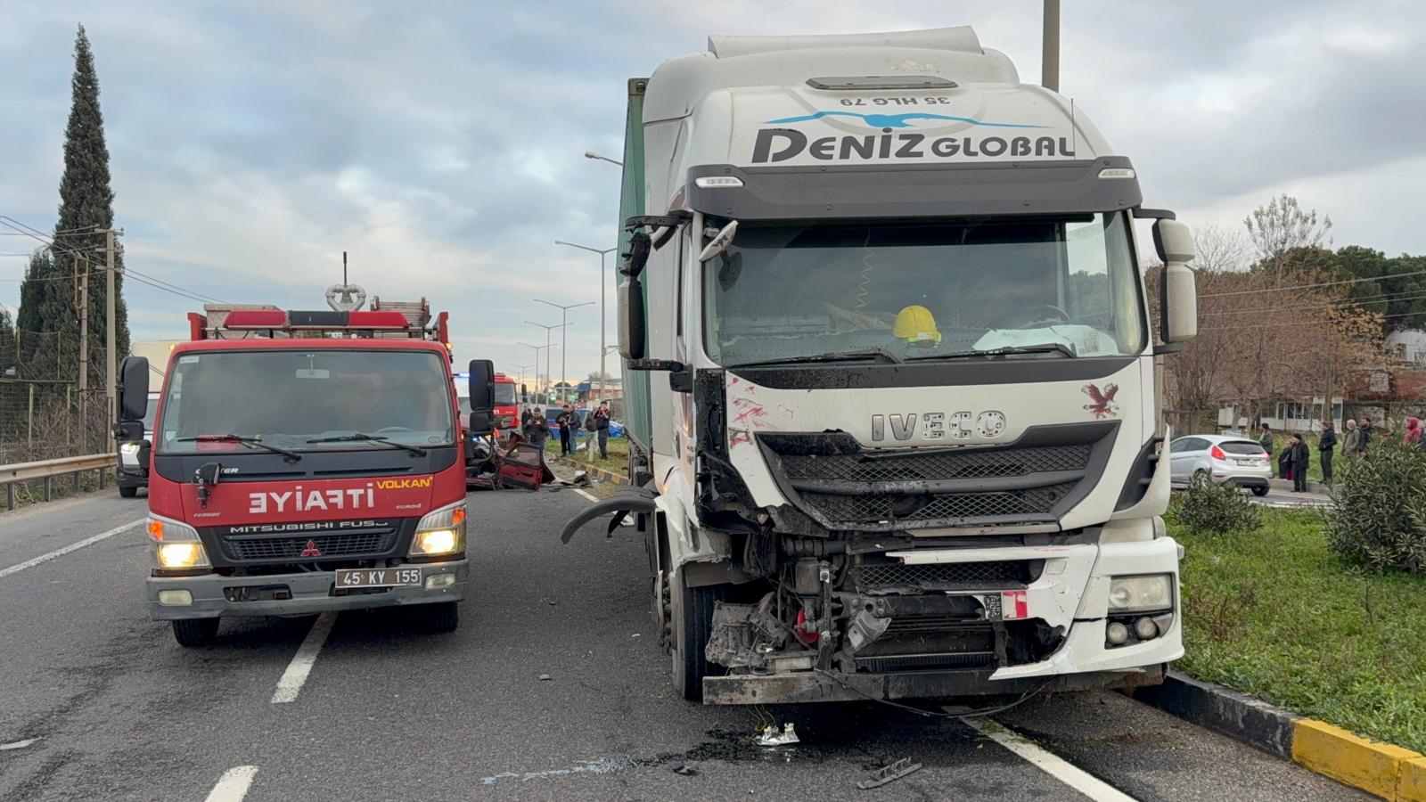 Turgutlu'da TIR’a Arkadan Çarpan Sürücü Hayatını Kaybetti - Turgutlu Yankı