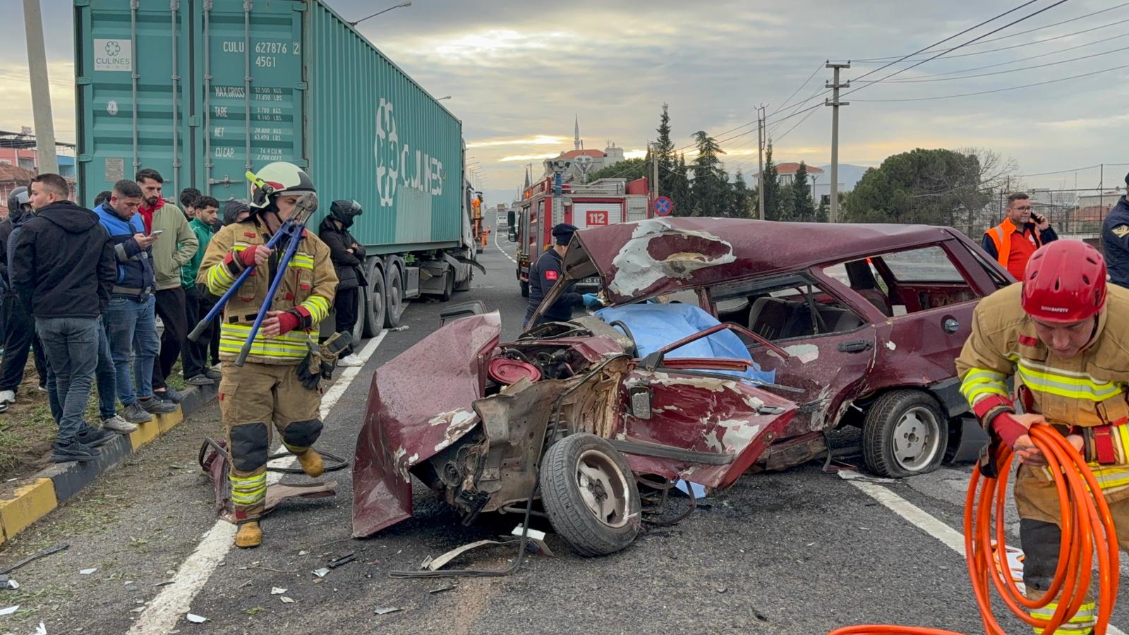Turgutlu'da TIR’a Arkadan Çarpan Sürücü Hayatını Kaybetti - Turgutlu Yankı