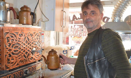 Turgutluspor'un Eski Amigolarından Faruk Erol Çay Ocağı Açtı ...