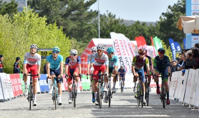 59.Cumhurbaşkanlığı Türkiye Bisiklet Turu'nda altıncı gün! Spil'in kralı ‘Profesör’ - Turgutlu Yankı